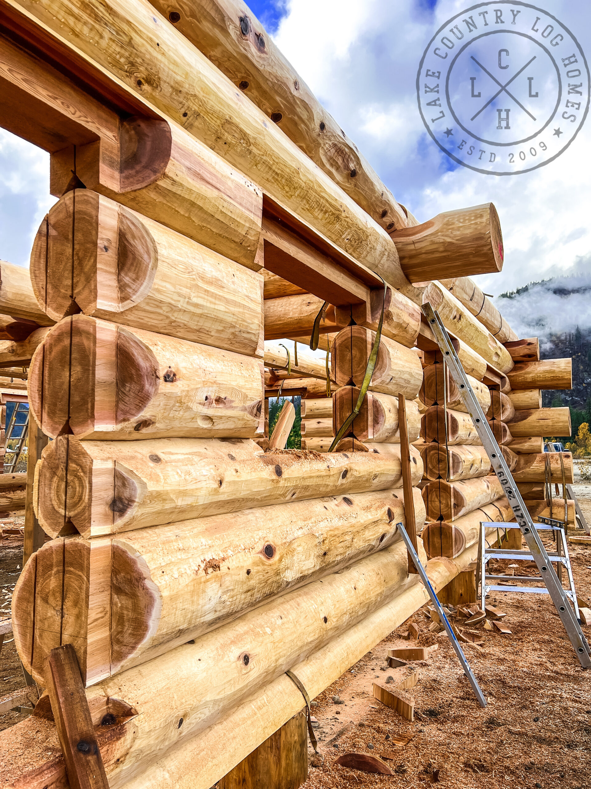Lake Country Log Homes Builds in Oregon, USA